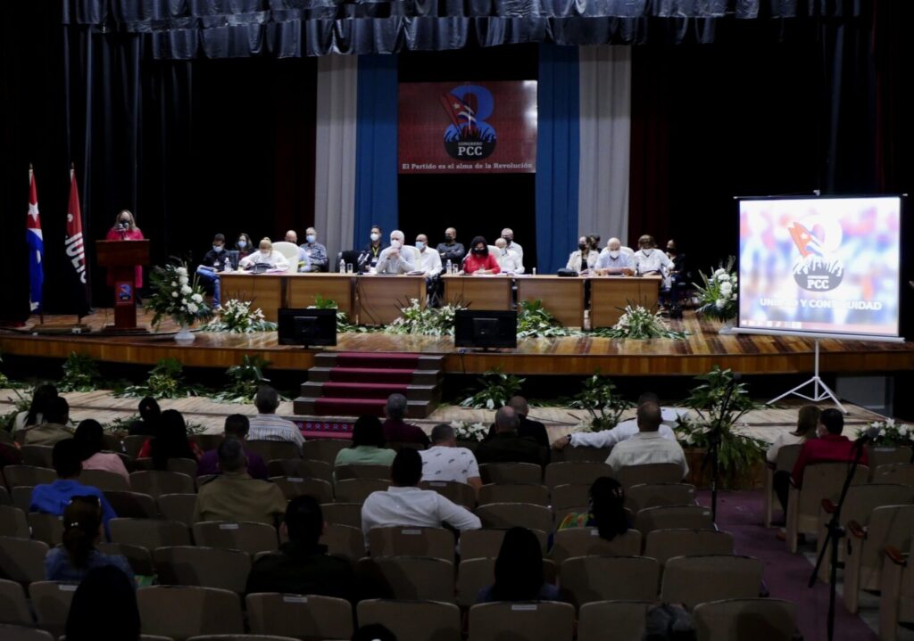 Diaz-Canel chairs balance meeting of Communist Party of Cuba - Prensa ...