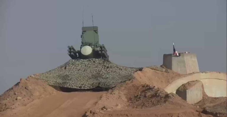 Russian and Syrian military reactivate airbase in northern Syria ...