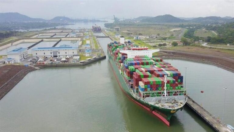 Drought forces Panama Canal to lower vessels’ draft - Prensa Latina