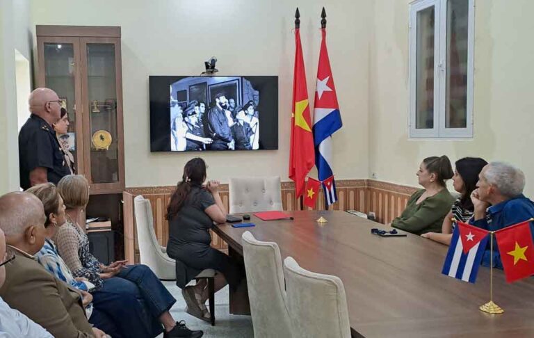 Fidel Castro’s first visit to Vietnam commemorated in Hanoi (+Photos ...